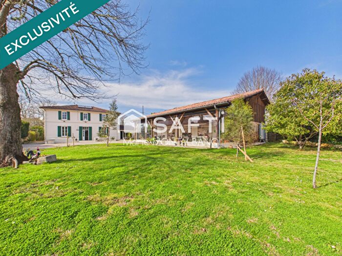 Maison à vendre - Mios - 6 pièces - 4 chambres