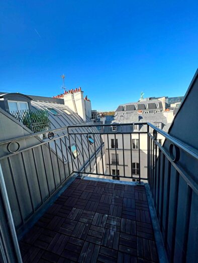 Appartement à louer - Mairie, Paris ème arrondissement - 3 pièces - 2 chambres