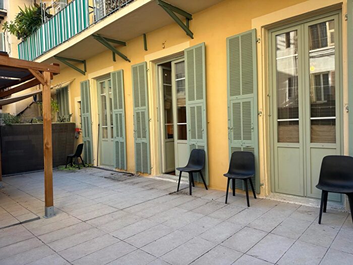 Appartement à vendre - Nice, Le Port - 2 pièces - 1 chambre