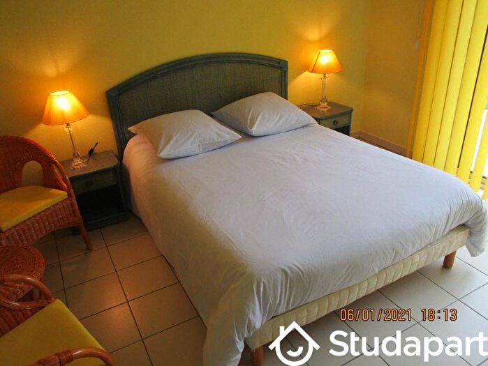 Maison à louer - Sud, Aytré - 1 pièce - 1 chambre