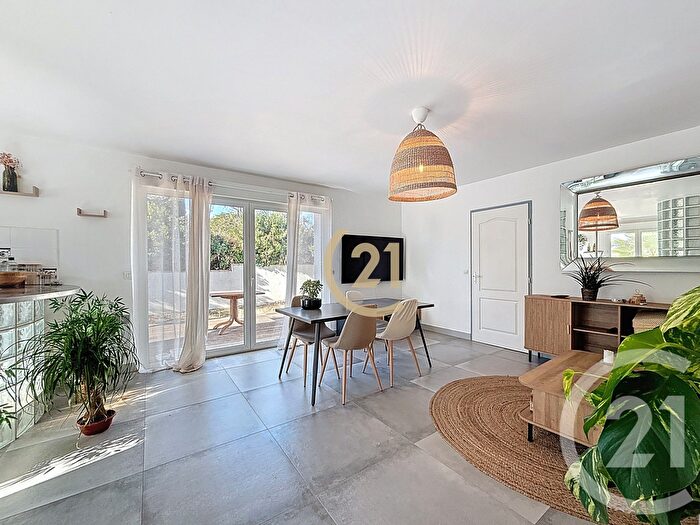 Maison à vendre - Cournonsec - 4 pièces - 3 chambres