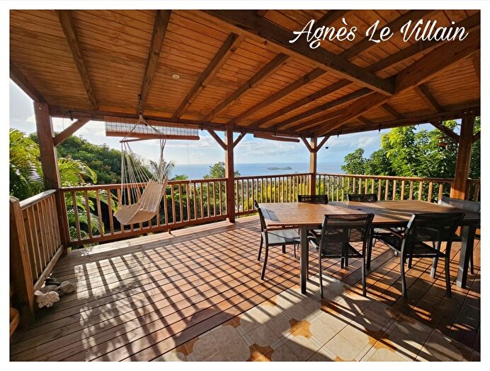 Maison à vendre - Bouillante - 5 pièces - 3 chambres