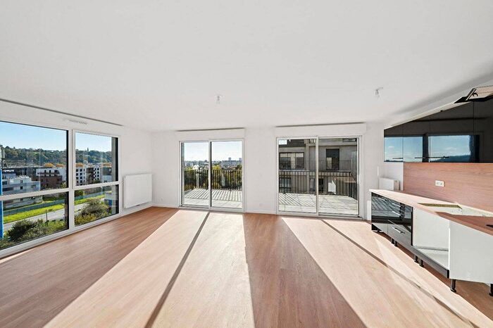 La Bastide, Bordeaux : Appartement 4 pièces à louer