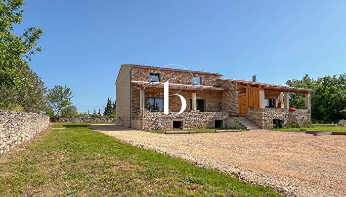 Maison à vendre - Goudargues - 8 pièces - 5 chambres