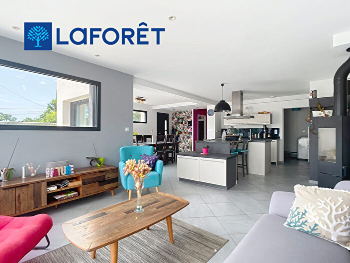 Maison à vendre - Plouhinec - 6 pièces - 4 chambres