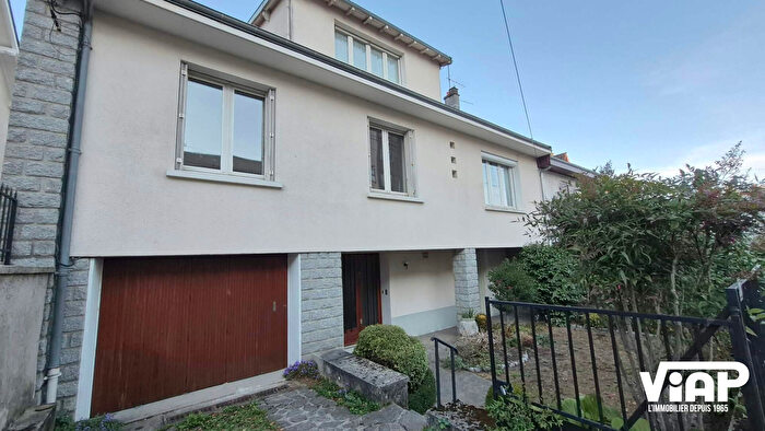 Maison 8 pièces à Limoges, CHU, à vendre