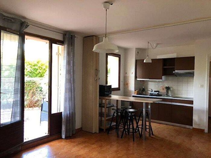 Appartement 1 pièce à Saint-Cyr-sur-Mer, à louer