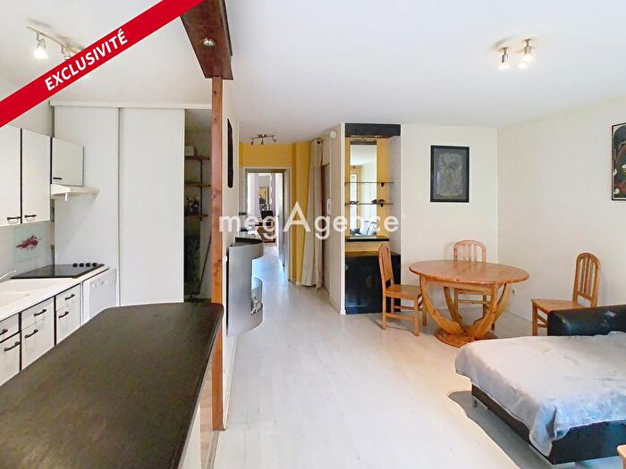 Appartement à vendre - Ris-Orangis, Le Village - 2 pièces - 1 chambre