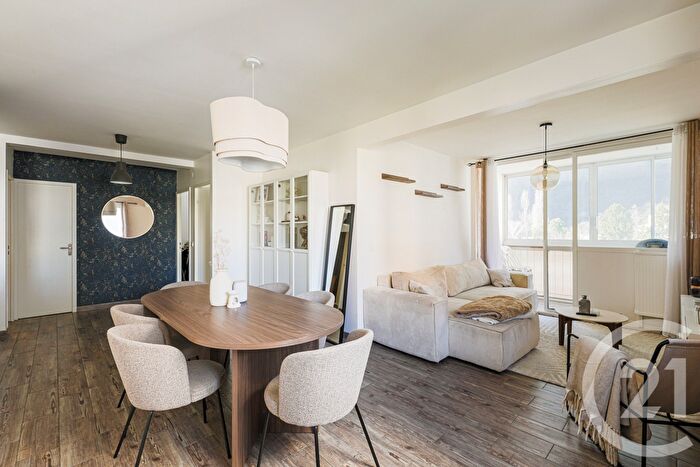 Appartement à vendre - Sassenage - 3 pièces - 2 chambres