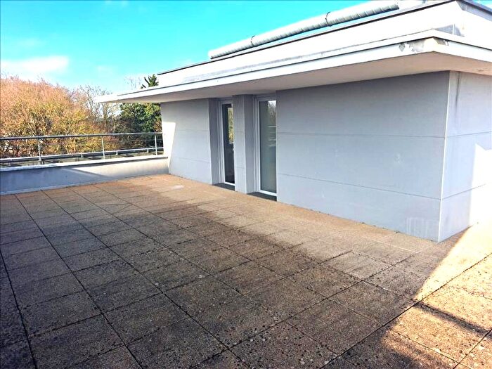 Appartement à louer - Quartiers Sud-Est, La Poterie - 4 pièces - 3 chambres