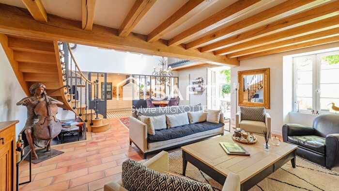 Maison à vendre - Saint-Médard-dAunis - 8 pièces - 4 chambres