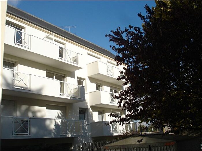 Appartement à louer - Juvisy-sur-Orge, Centre-ville, Entrevoies, Seine - 2 pièces - 1 chambre