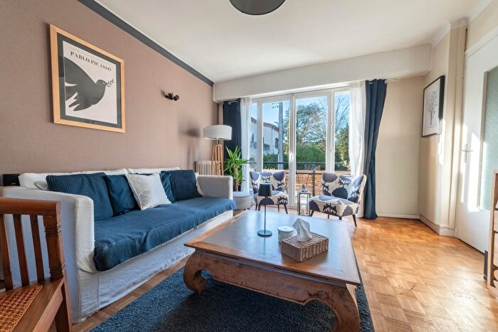 Maison à louer - Nantes, Longchamp, Rond-Point de Rennes, Perverie, Américains - 7 pièces - 4 chambres