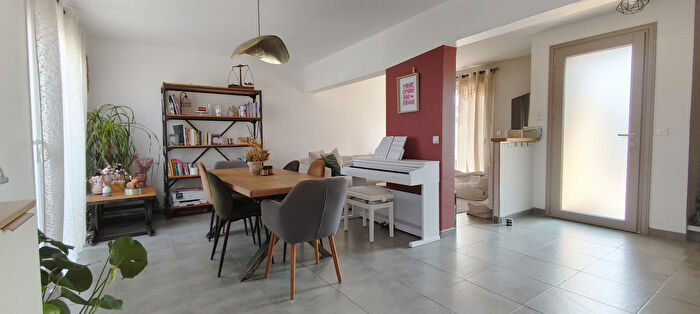 Maison à vendre - Pont-de-lIsère - 5 pièces - 4 chambres