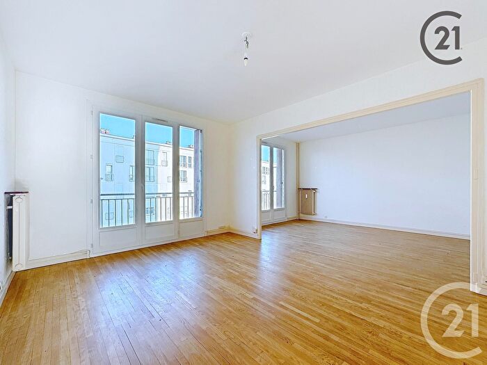 Appartement à vendre - Troyes, Chartreux - 4 pièces - 2 chambres