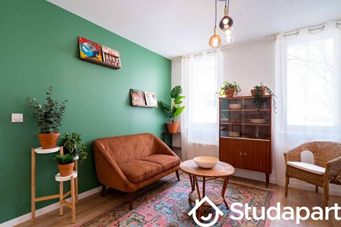 Appartement à louer - Saint Jean du Var, Toulon - 1 pièce - 1 chambre