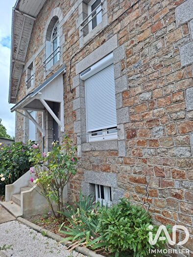 Ploumagoar - Maison 8 pièces à vendre