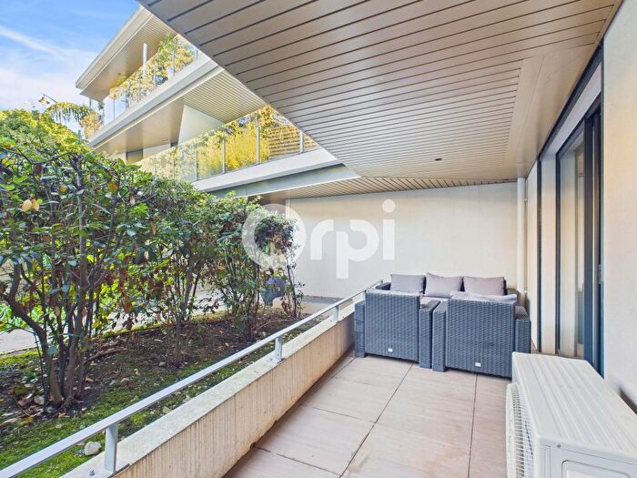 Appartement à vendre - Cannes, Prado, République - 2 pièces - 1 chambre