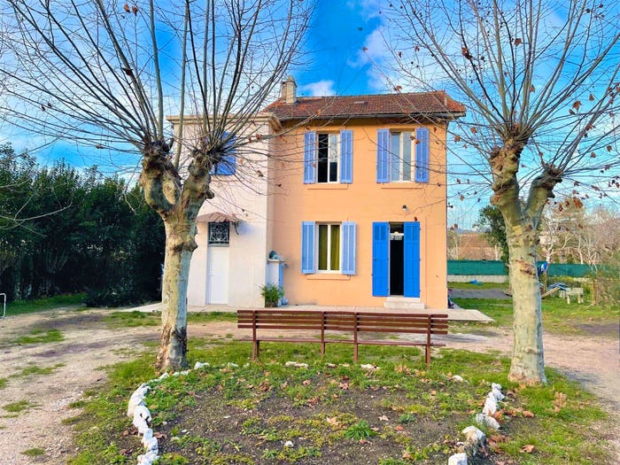 Maison 6 pièces à La Barasse, Marseille 11ème arrondissement, à louer