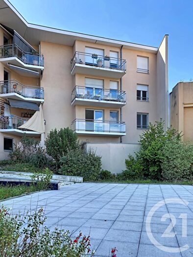 Riom, Les Charmettes, Le Champ d'Ojardias, Layat - Appartement 2 pièces à vendre
