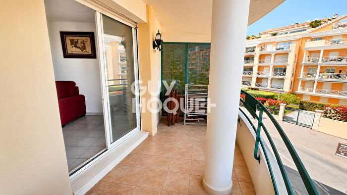 Appartement 2 pièces à vendre à Cavalaire-sur-Mer, Centre-ville
