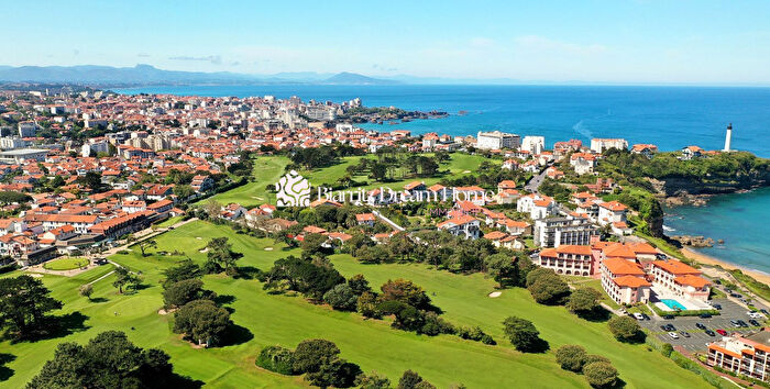 Maison à vendre - Biarritz, Saint-Charles, Phare, Larochefoucauld - 8 pièces - 5 chambres