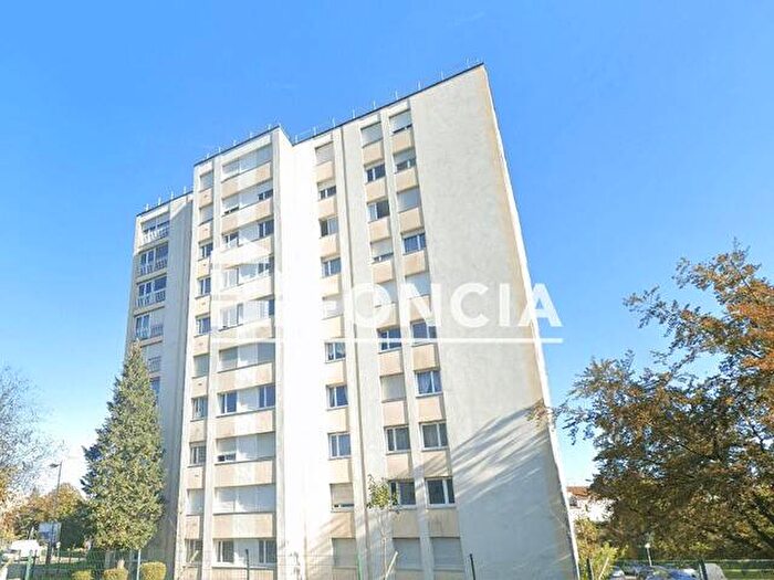 Appartement à louer - Les Provinces-Aiguillettes, Villers-Lès-Nancy - 1 pièce