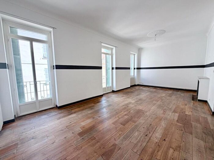 Ajaccio, La Viletta, Pietrina, Gare : Appartement 5 pièces à vendre