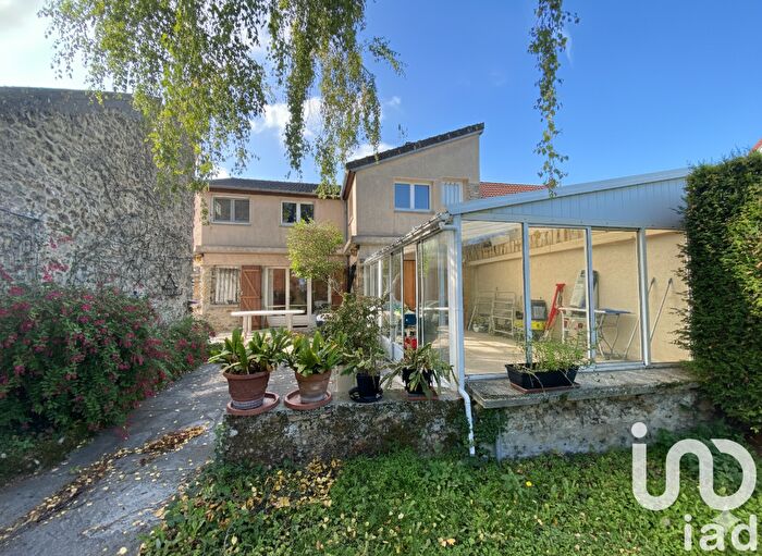 Maison à vendre - Le Mesnil-Saint-Denis - 8 pièces - 4 chambres