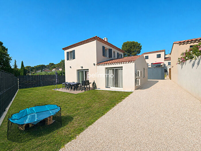 Maison 5 pièces à Orgon, à vendre