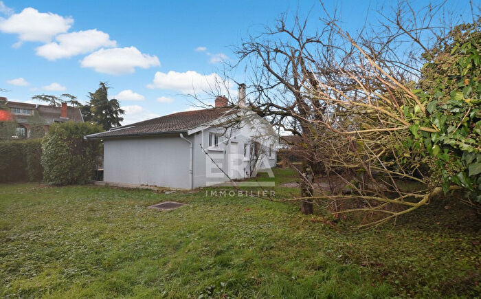 Maison à vendre - Chazay-dAzergues - 5 pièces - 4 chambres