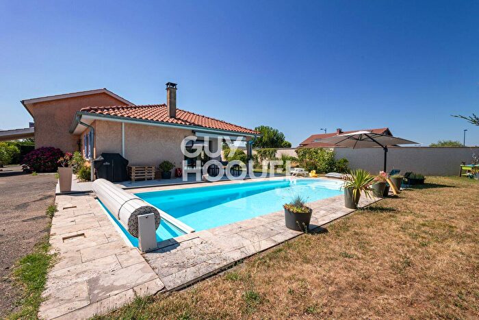 Maison 5 pièces à louer à Colombier-Saugnieu
