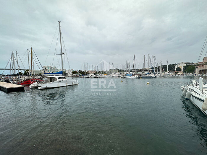 Maison à vendre - Martigues, Ferrières, Hôtel de Ville, LIle - 4 pièces - 2 chambres