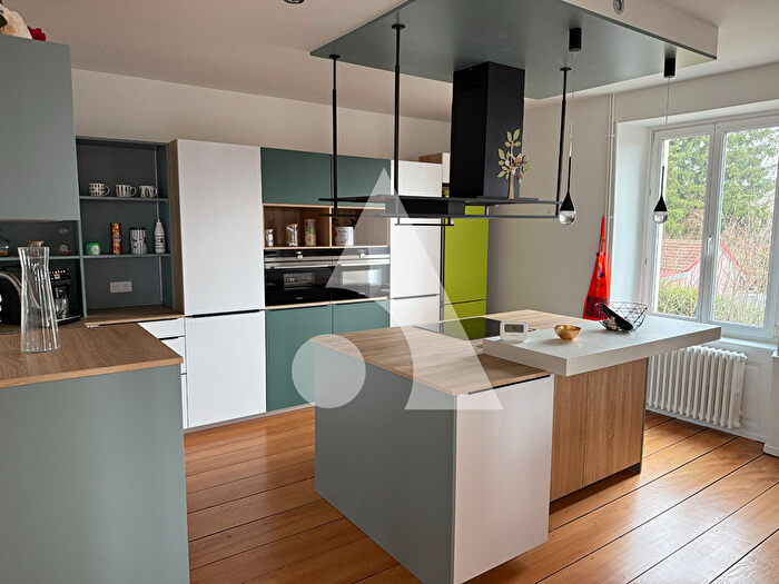 Maison à vendre - Delle - 10 pièces - 5 chambres