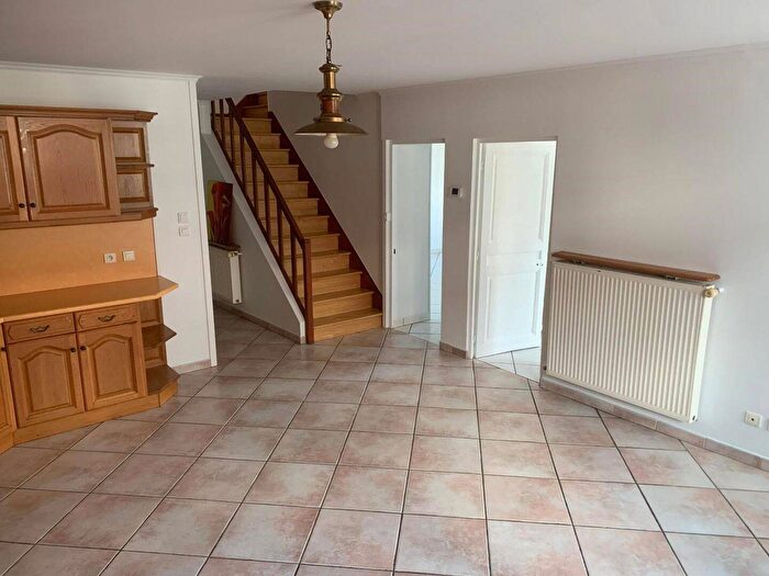 Pusignan : Maison 5 pièces à louer