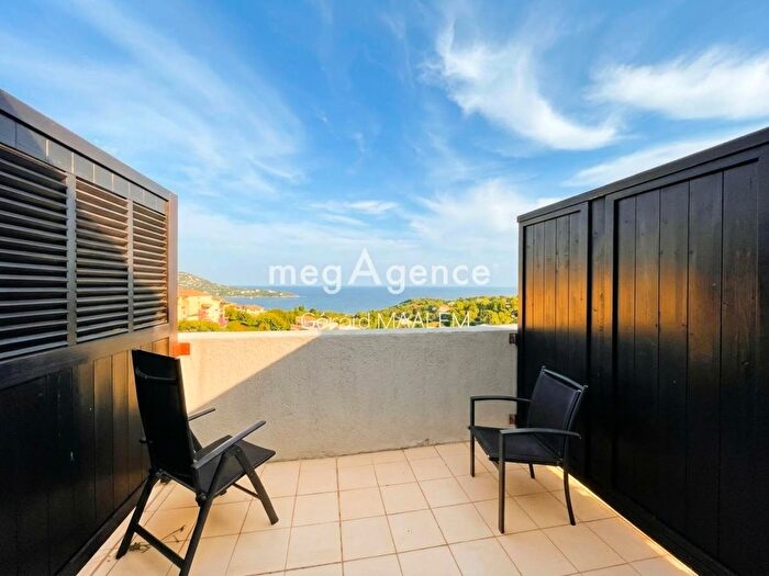 Saint-Raphaël, Veyssières - Appartement 3 pièces à vendre