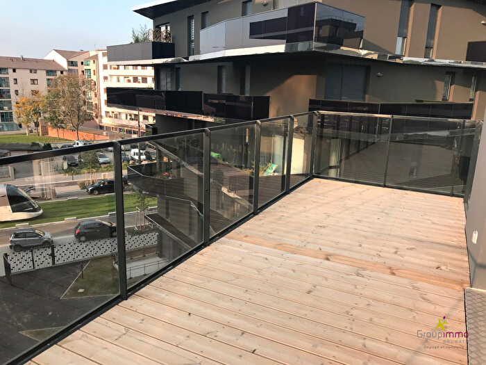 Appartement à louer - Strasbourg - 3 pièces - 2 chambres