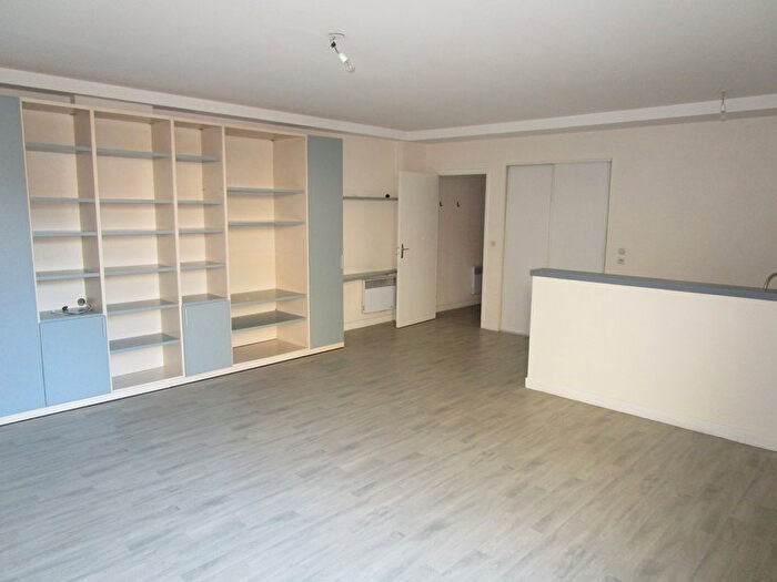 Reims, Centre-ville : Appartement 2 pièces à louer
