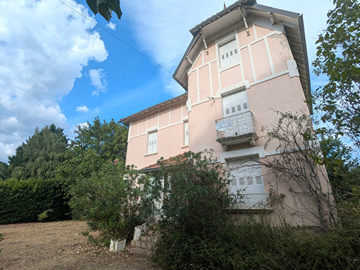 Les Cabannes : Maison 10 pièces à vendre