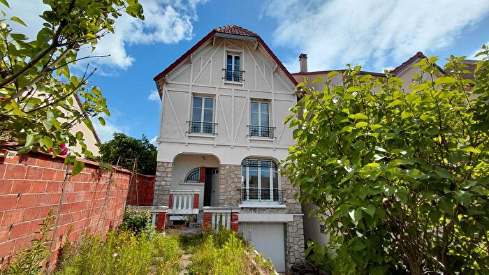 Enghien-les-Bains : Maison 6 pièces à vendre