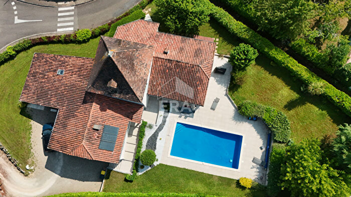 Maison à vendre - Pont-du-Casse - 7 pièces - 5 chambres