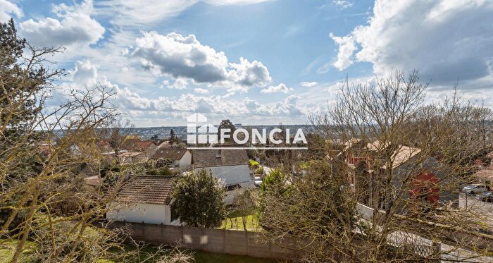 Appartement à vendre - Crosne - 4 pièces - 3 chambres