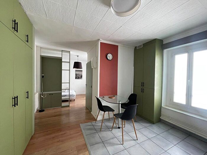 Appartement à louer - Saint Dominique-Forêt, Montargis - 2 pièces - 1 chambre