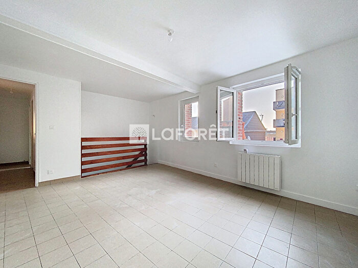 Appartement à louer - Caudebec-lès-Elbeuf - 5 pièces - 4 chambres