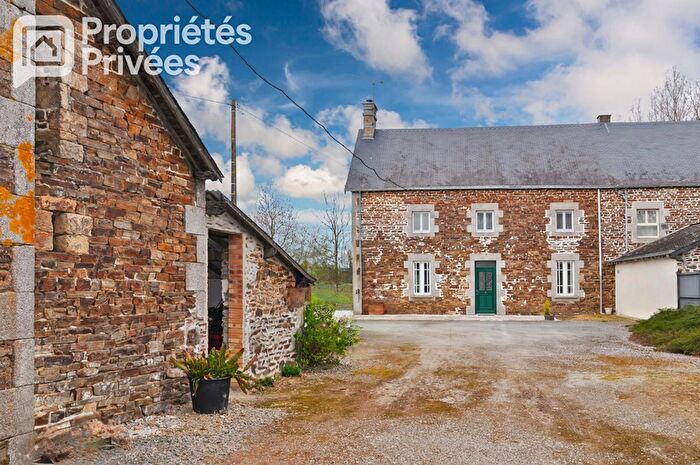 Maison à vendre - Montenay - 5 pièces - 3 chambres