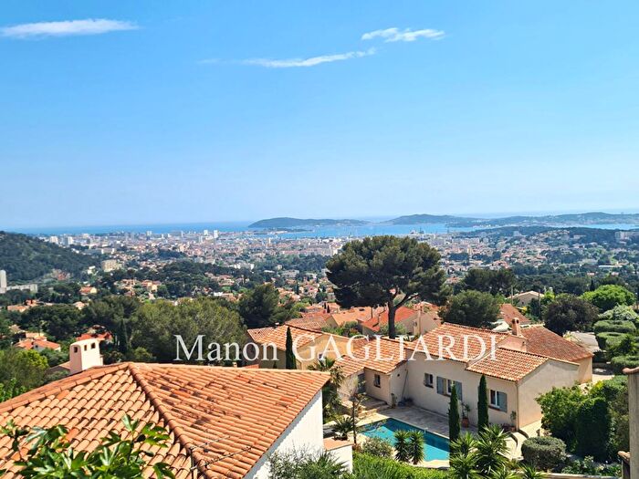 Maison à vendre - Toulon, La Chapelle, Saint-André - 9 pièces - 7 chambres