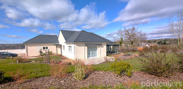 Maison à vendre - Comps-la-Grand-Ville - 6 pièces - 5 chambres