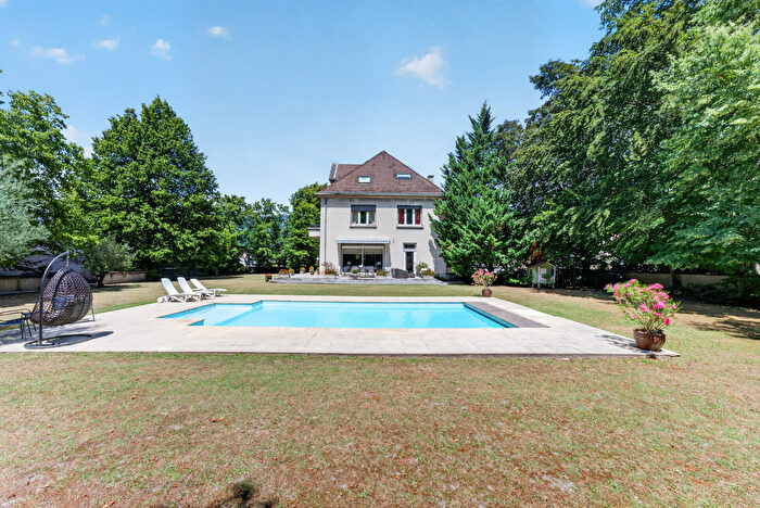 Vizille - Maison 9 pièces à vendre