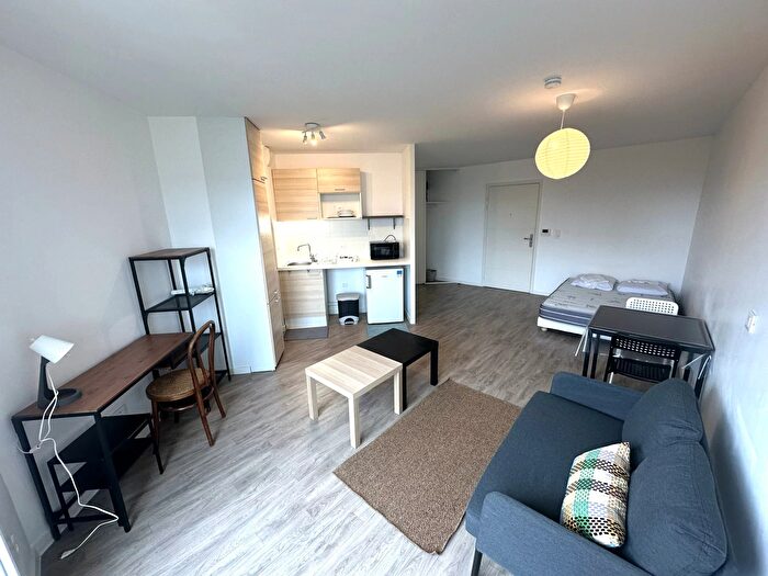 Bruges, Ausone, La Hutte, Le Grand Darnal : Appartement 1 pièce à louer