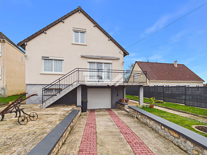 Maison à vendre - Fismes - 6 pièces - 4 chambres